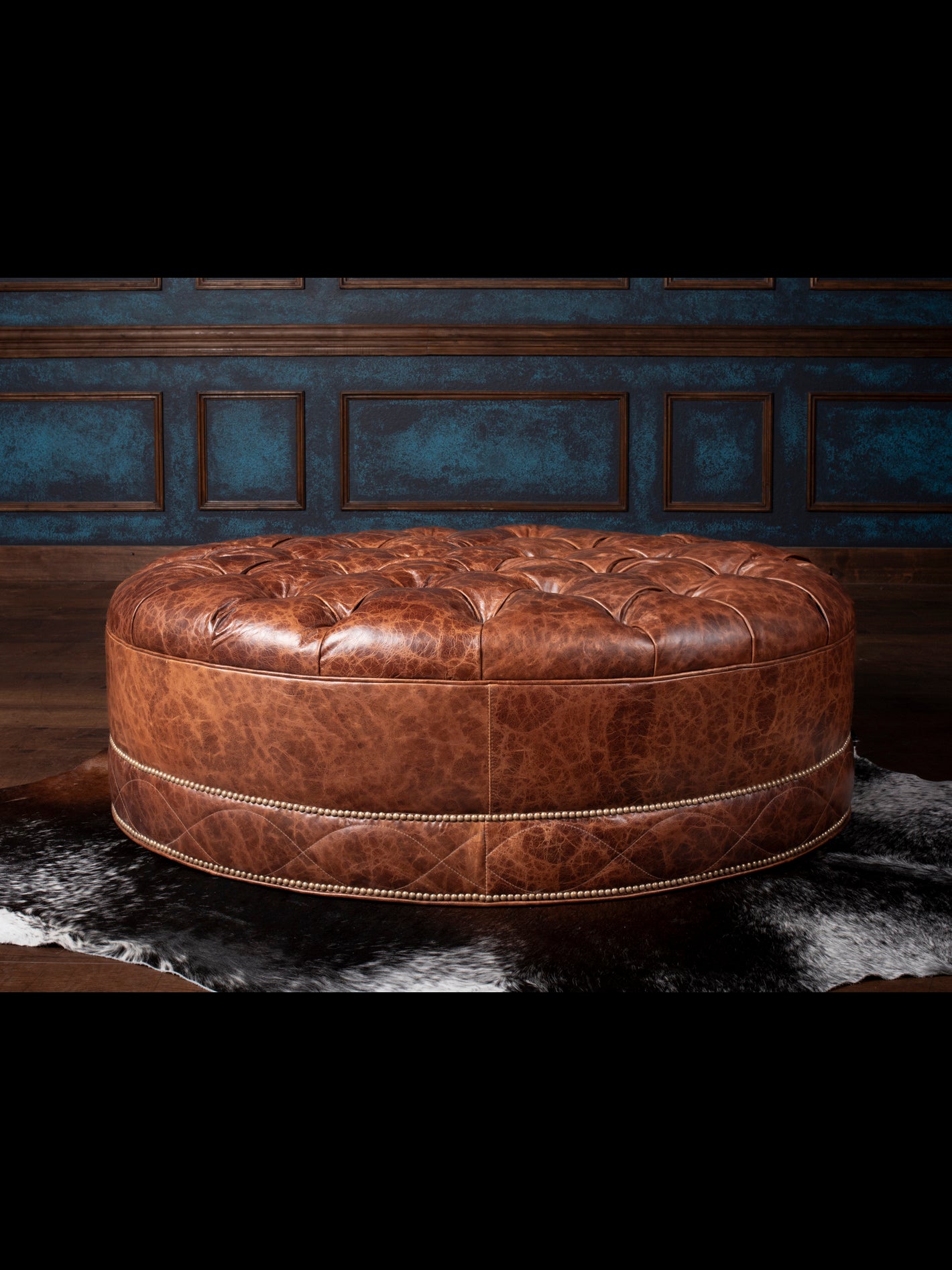 Tufted Oval Ottoman Elegant Leather Seating Runyon s Fine Furniture
