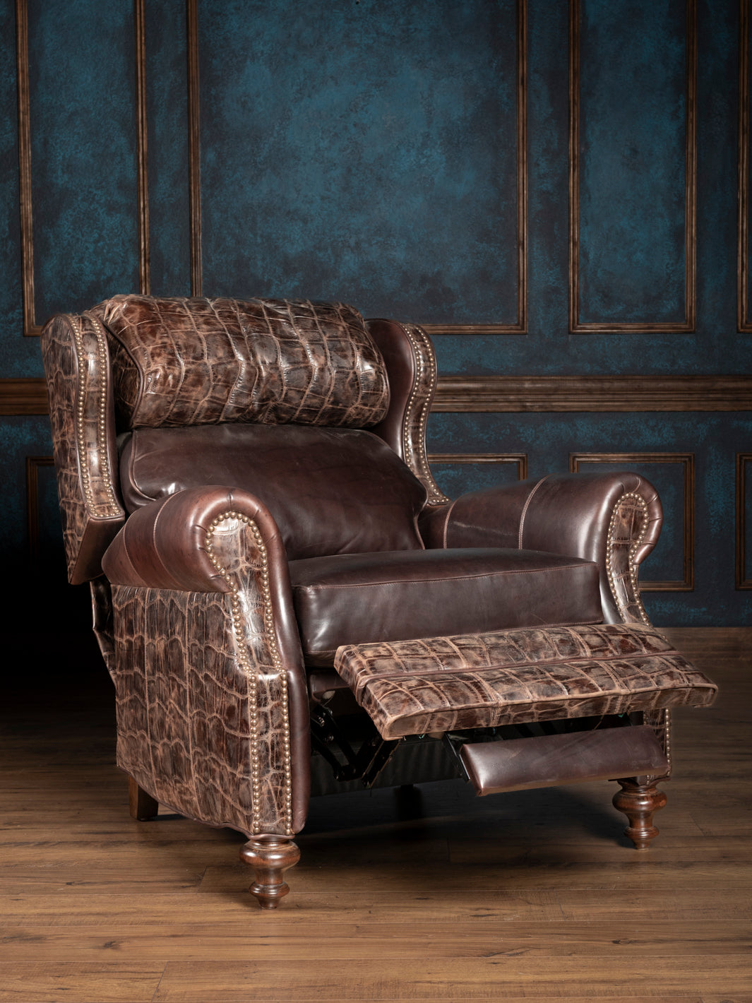 Chocolate Gator Leather Recliner – Rustic Western Luxury Chair – Runyon ...
