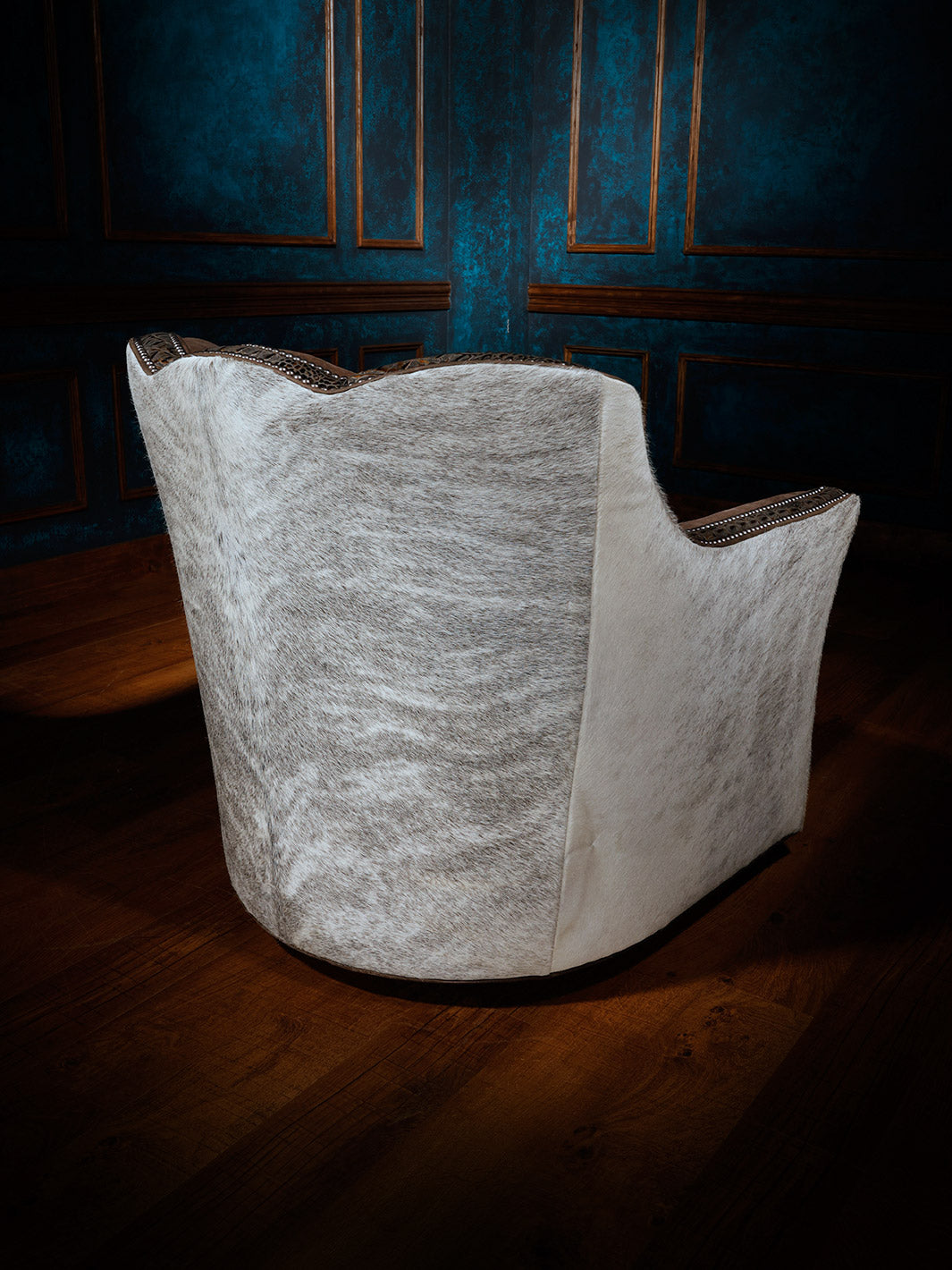 Western Leather Cowhide Swivel Chair Runyon s Fine Furniture