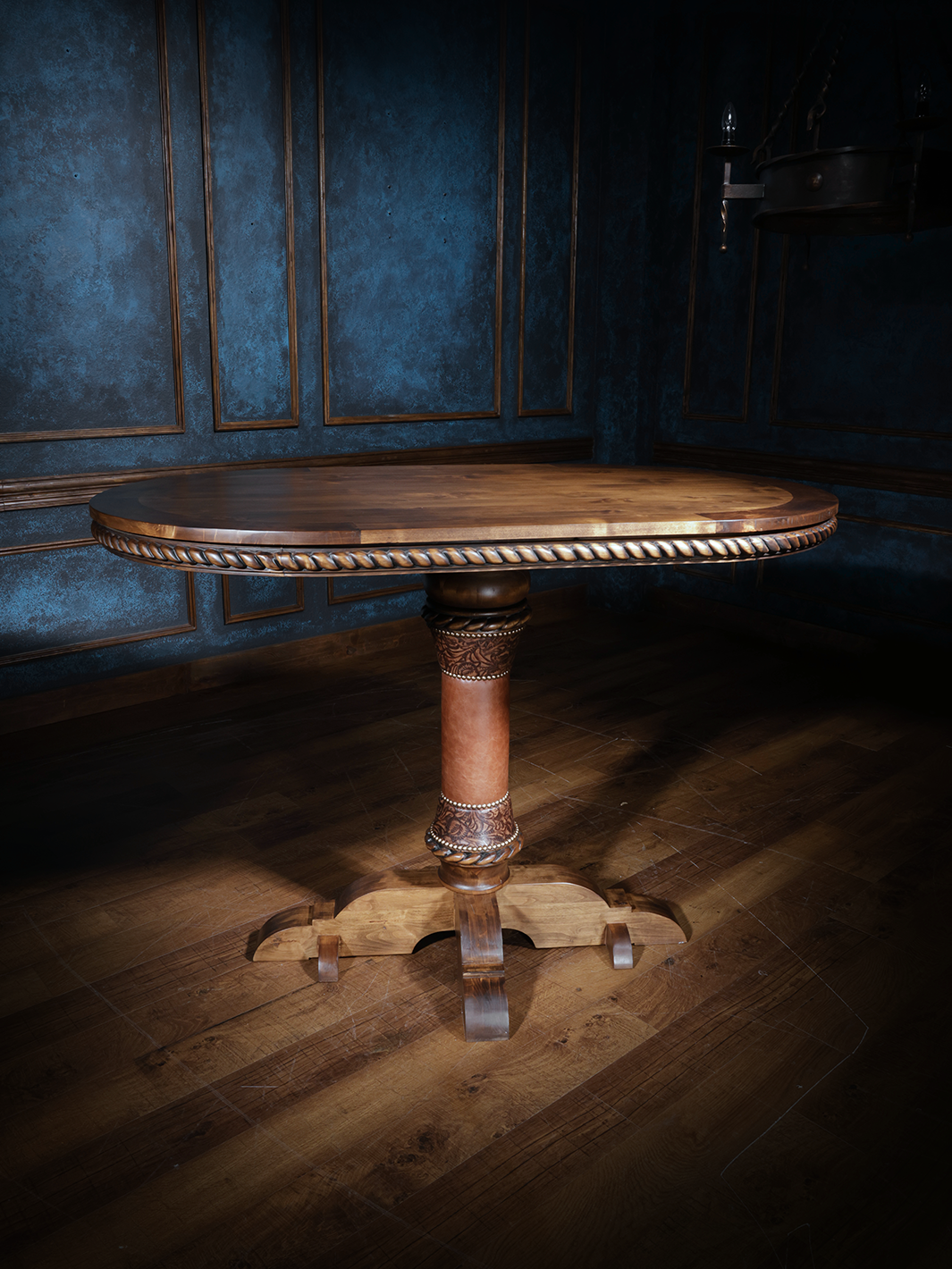 Buckhorn Saloon Pub Table – Runyon's Fine Furniture